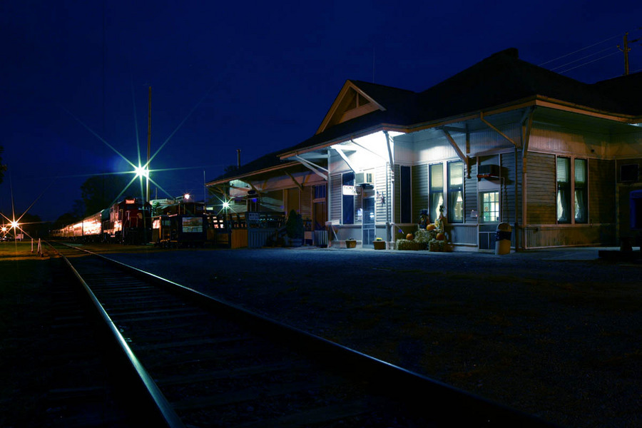 Blue Ridge, GA : Blue Ridge Depot & Scenic Railway photo, picture ...