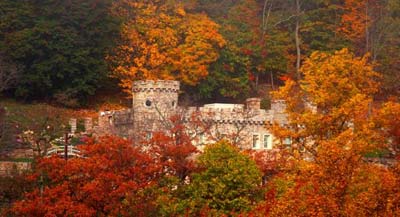 Bath (Berkeley Springs), WV : Famouse Berkeley Springs castle photo ...