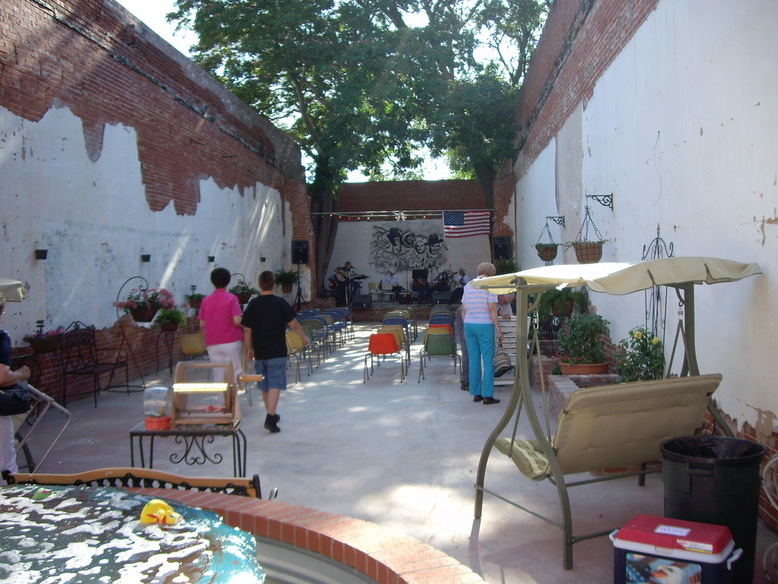 Mangum, OK : Mangum Music Platform photo, picture, image (Oklahoma) at ...