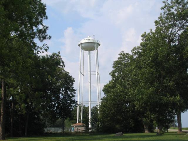 Donalsonville, GA : Jakin Water Tower, Jakin Ga, northwest of ...