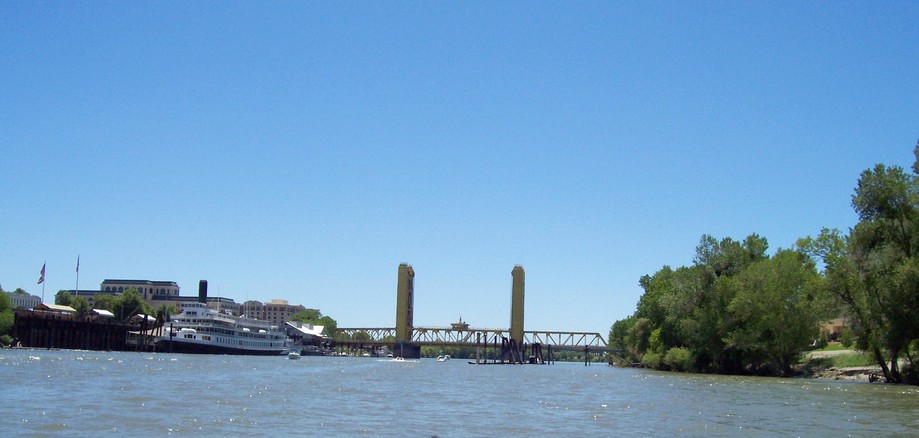 Sacramento, CA : sacramento river photo, picture, image (California) at ...