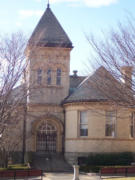 Everett, MA : Parlin Library photo, picture, image (Massachusetts) at ...
