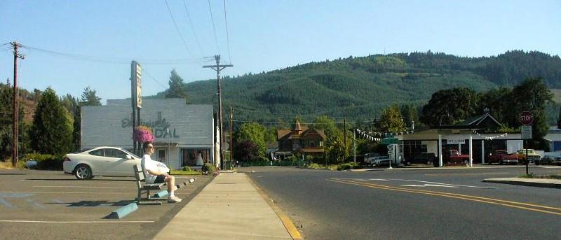 Drain, OR : Street Corner in Downtown Drain photo, picture, image ...