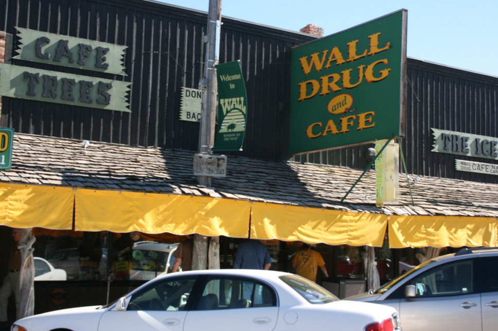 Wall, SD : Wall Drug photo, picture, image (South Dakota) at city-data.com