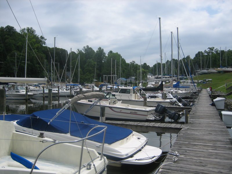 Calvert Beach-Long Beach, MD : Flag Harbor Yacht Haven photo, picture ...