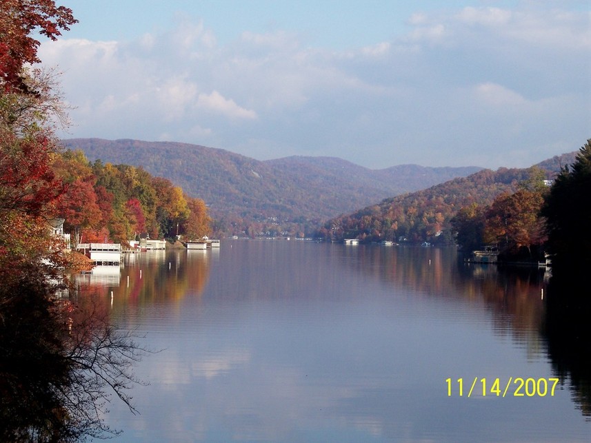 Lake Lure, NC : view of Lake Lure from Larkens on the Lake restaurant ...