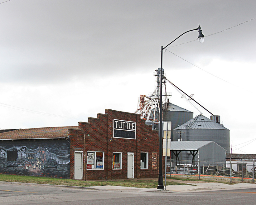 Tuttle, OK : Downtown photo, picture, image (Oklahoma) at city-data.com