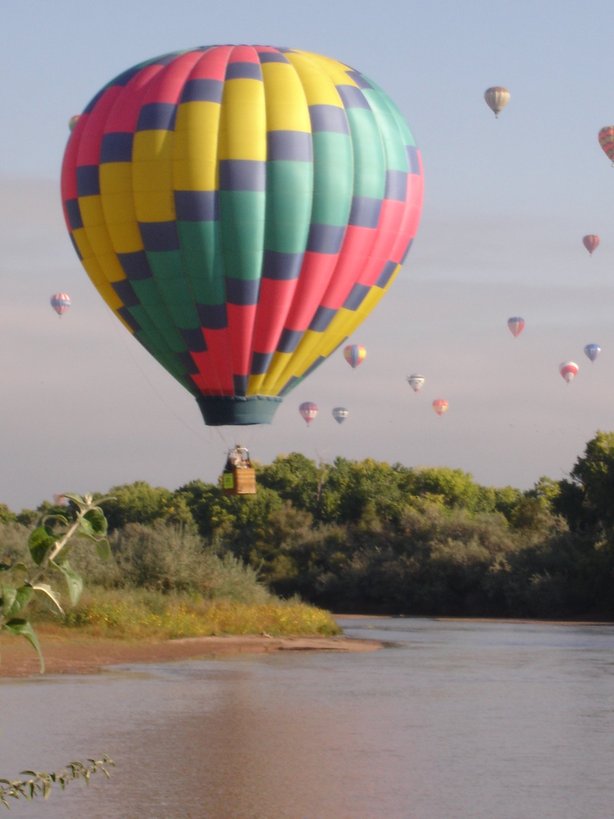Rio Rancho, NM : Balloon Fiesta along the Rio Grande River in Rio ...