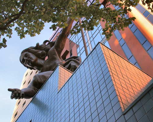 Portland, OR : Portlandia Statue photo, picture, image (Oregon) at city ...