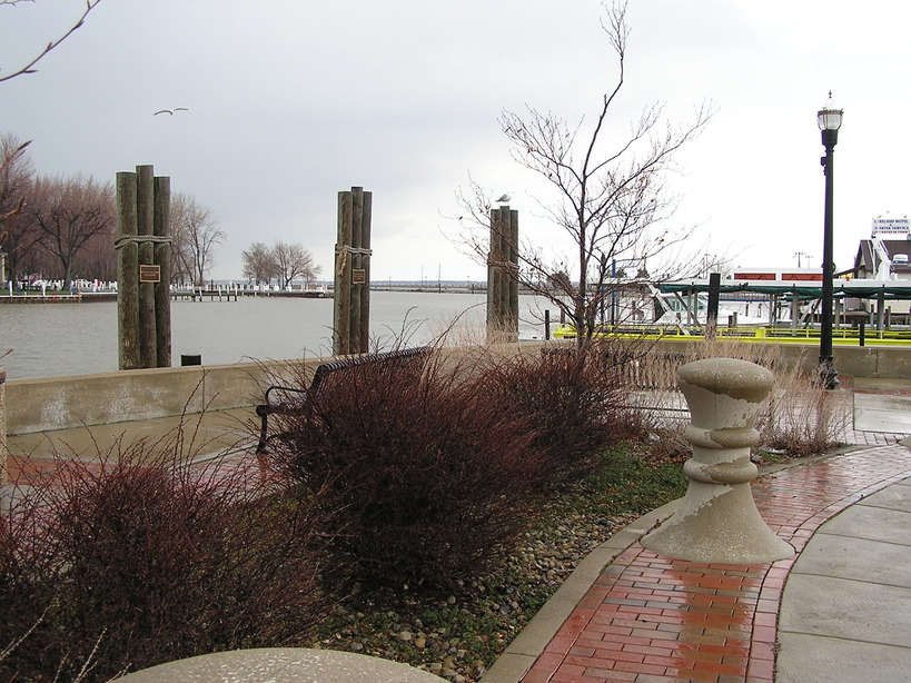 Port Clinton, OH : On the waterfront in Port Clinton downtown area ...