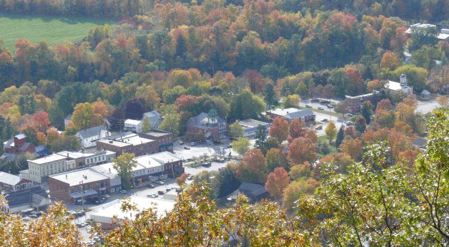 Bristol, VT : Bristol from the Bristol Cliffs, near Deer Leap photo ...