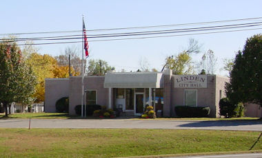 Linden, TN : Linden City Hall photo, picture, image (Tennessee) at city ...