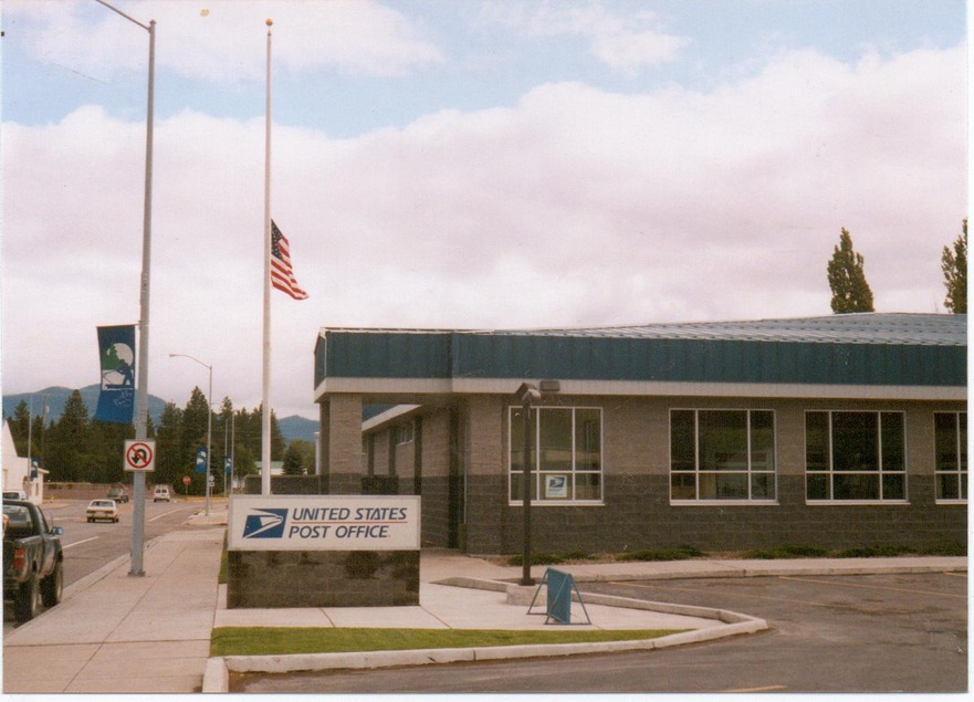 Columbia Falls, MT : COLUMBIA FALLS, MT POST OFFICE photo, picture ...