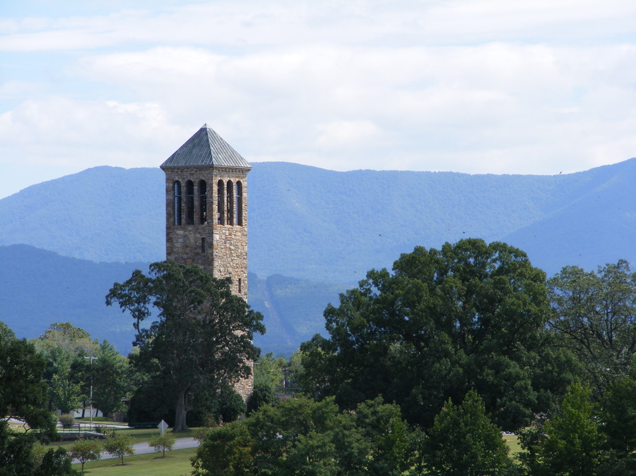 Luray, VA : Luray: Singing Tower photo, picture, image (Virginia) at ...