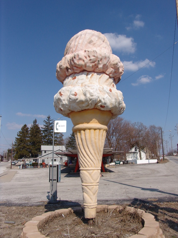 North Judson, IN : DNS Drive in Ice cream cone on Main St photo ...