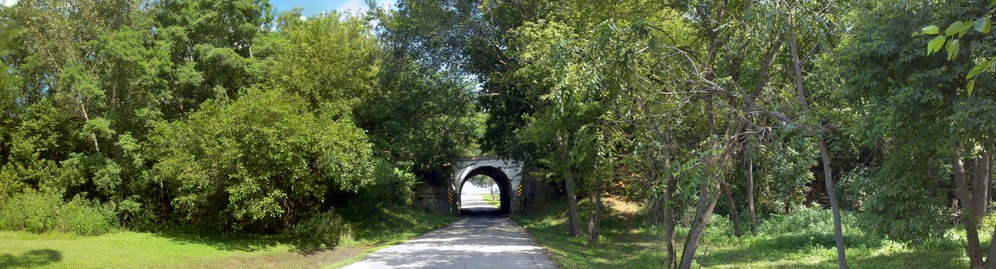 Melbourne, IA : The famous Melbourne "Mousehole" photo, picture, image ...