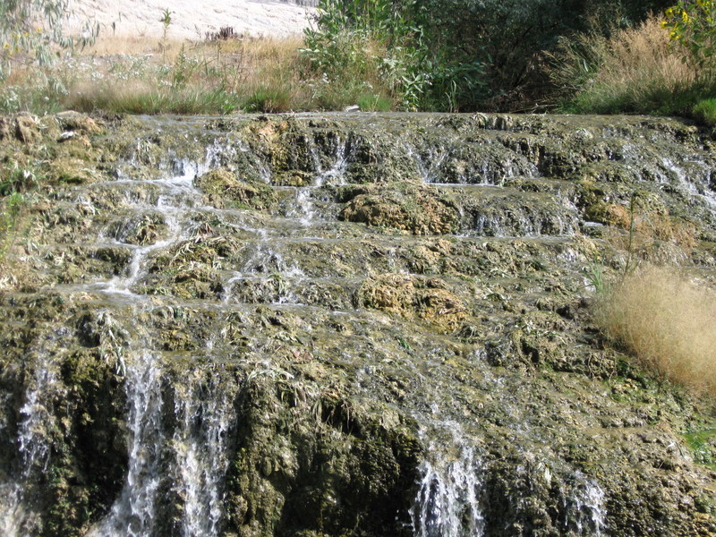 Thermopolis, WY : Thermopolis hot springs rock formation photo, picture ...