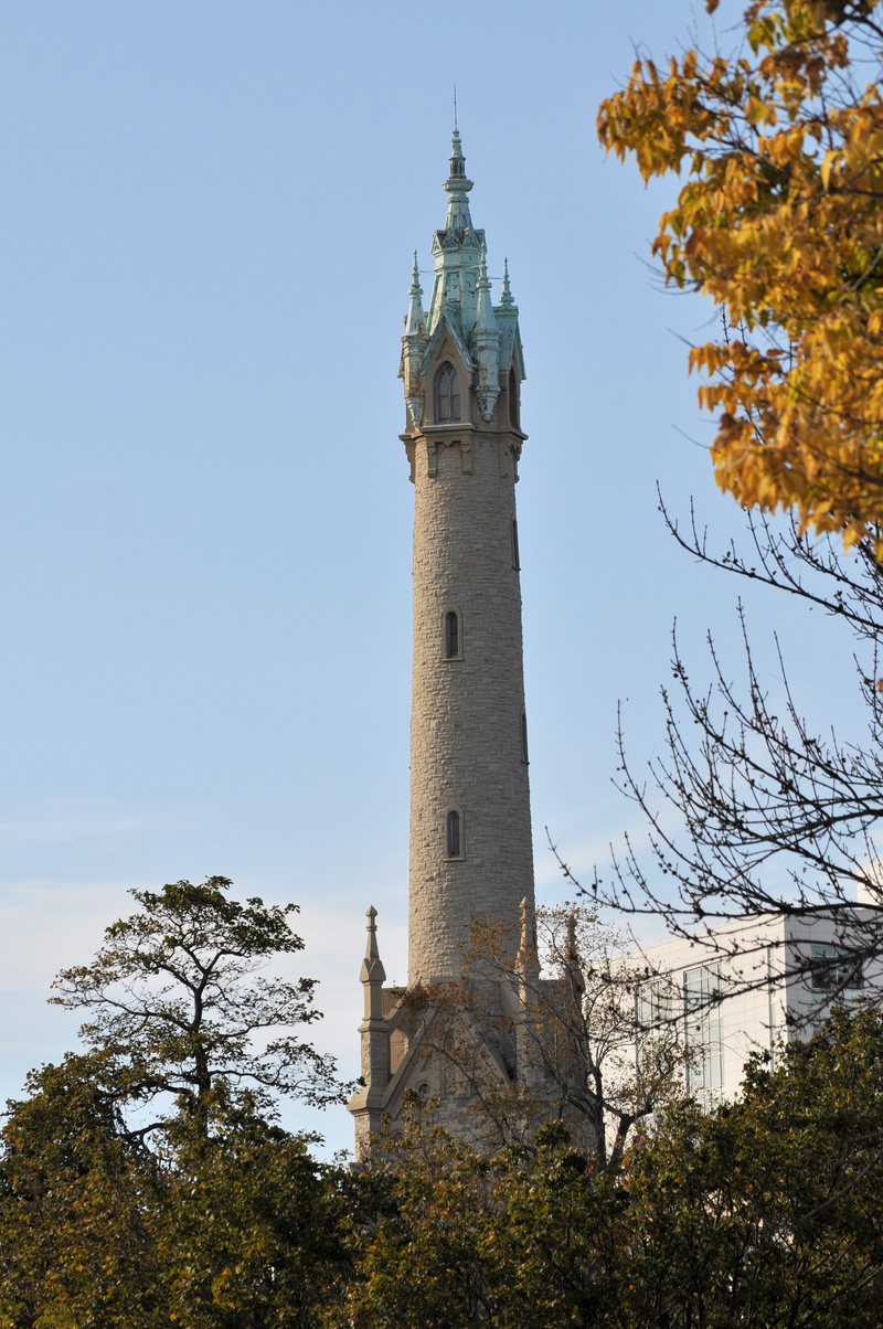 Milwaukee, WI : Water Tower at North Point looking west from Bradford ...