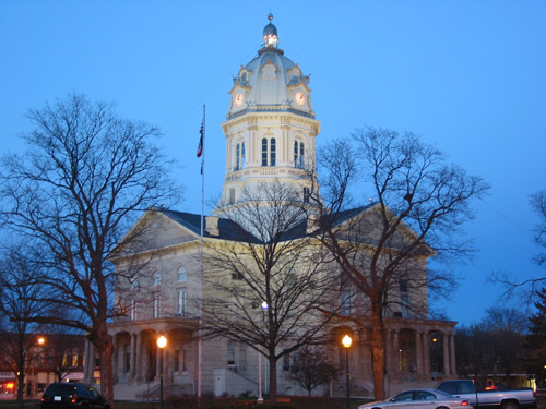 Winterset, IA : Madison County Courthouse 2003 photo, picture, image ...