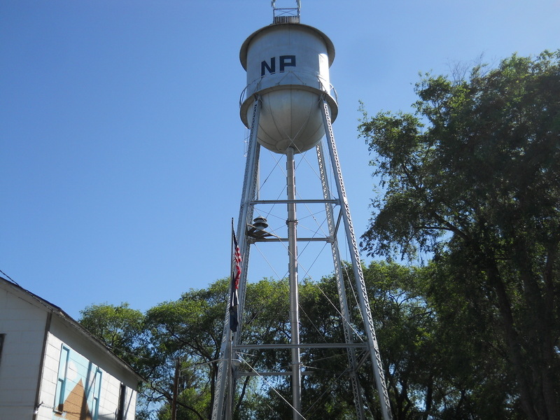 North Powder, OR : North Powder Water Tower in the park in the center ...