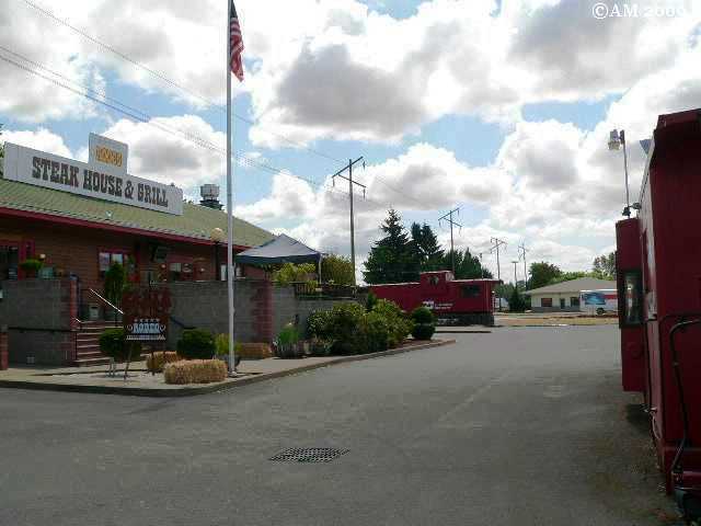 Junction City, OR : Junction City, Oregon: The towns old train station ...