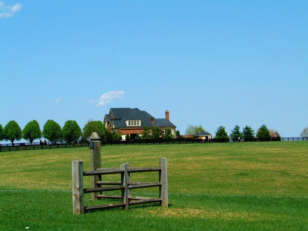 Charlottesville, VA : RANCH photo, picture, image (Virginia) at city ...