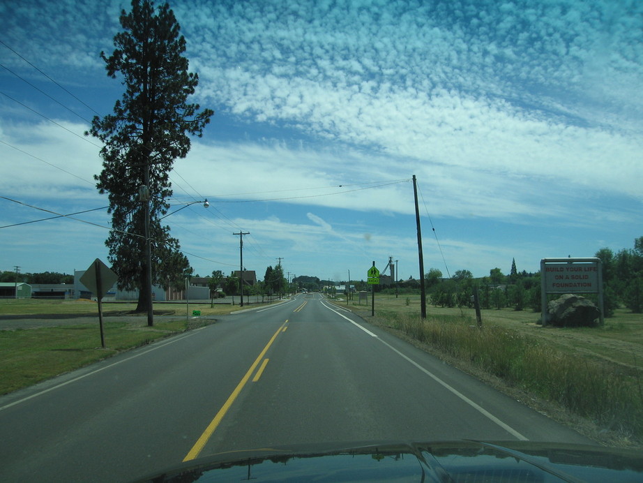 Monroe, OR : Entering Monroe OR photo, picture, image (Oregon) at city ...
