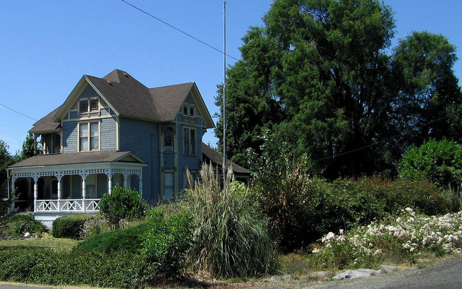 Harrisburg, OR : Old Victorian, Harrisburg OR photo, picture, image ...