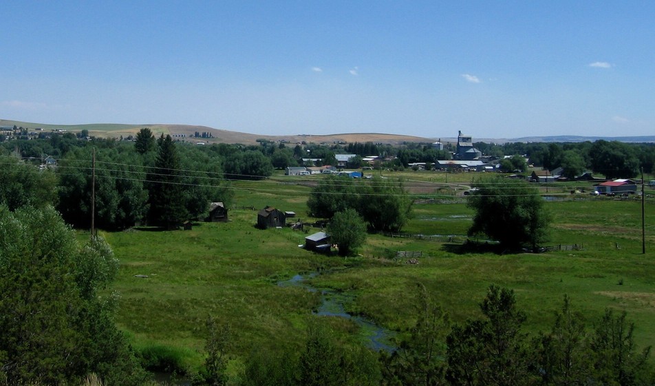 Enterprise, OR : Edge of town... photo, picture, image (Oregon) at city ...