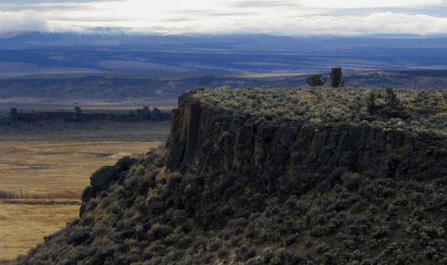 Hines, OR : Rimrock....... photo, picture, image (Oregon) at city-data.com
