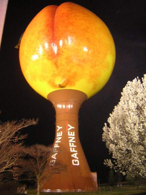 Gaffney, SC : Nighttime View of the Peachoid photo, picture, image ...