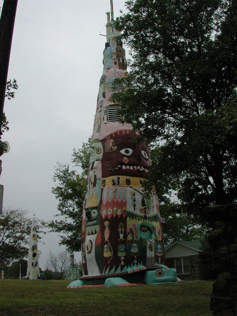 Foyil, OK : Galloway Totem Pole photo, picture, image (Oklahoma) at ...