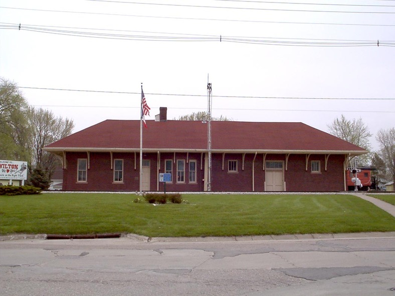 Wilton, IA : Looking South at Depot 2005 photo, picture, image (Iowa ...