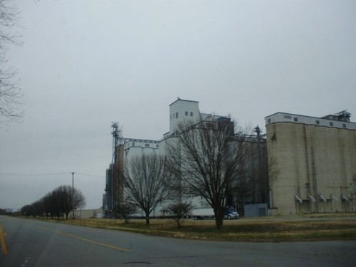 Lonoke, AR : Lonoke's rice dryers photo, picture, image (Arkansas) at ...