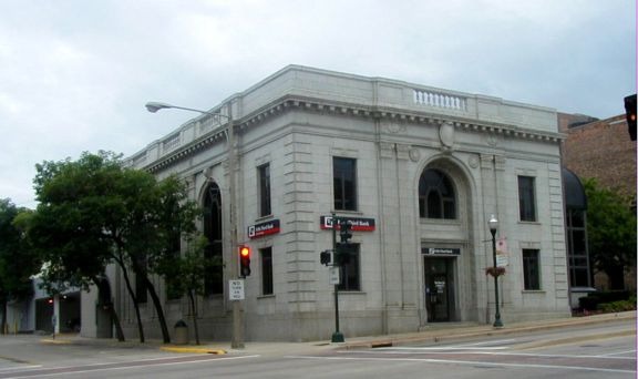 Dixon, IL : Fifth Third Bank of Dixon, Illinois Corner of First St ...