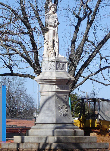 Marshall, TX : statue from the captal of the confederacy which is ...