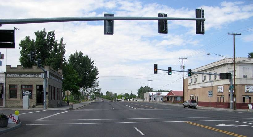 Stanfield, OR : Stanfield City Center, May 2009 photo, picture, image ...