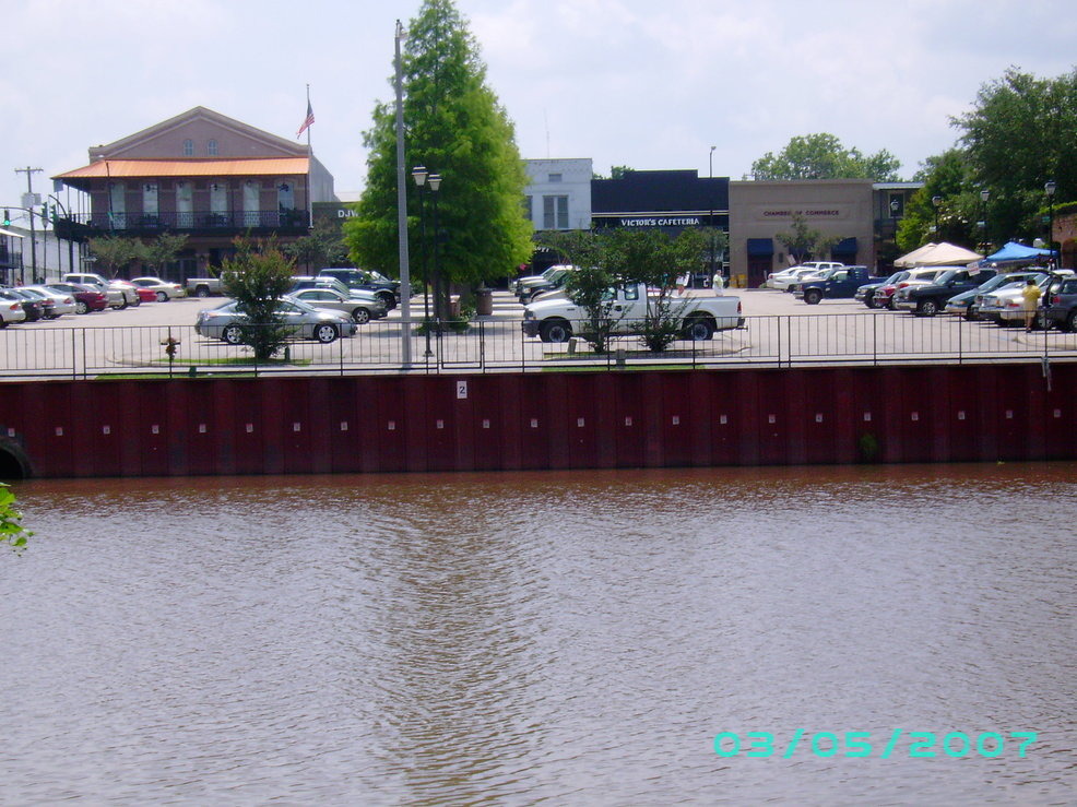New Iberia, LA : On The Bayou photo, picture, image (Louisiana) at city ...