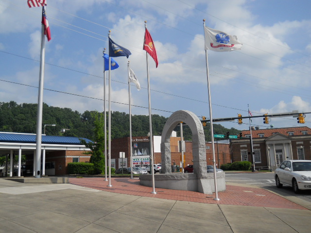 Rossville-Beverly Hills, GA : Flags fly over Veterans Memorial in ...