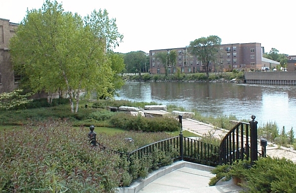 Beloit, WI : The Beloit Inn and Rock River viewed from BIW Memorial ...