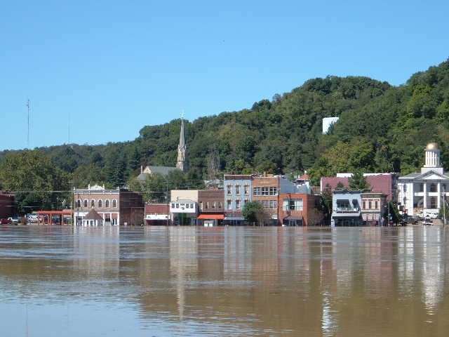 Pomeroy, OH : Pomeroy flood 2004 photo, picture, image (Ohio) at city ...