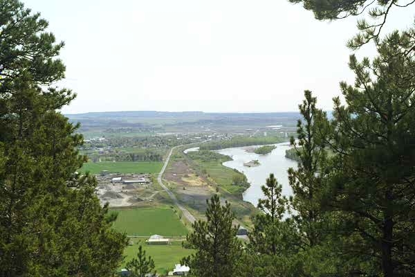 Columbus, MT : COLUMBUS VIEW FROM MISROWAVE TOWER photo, picture, image ...