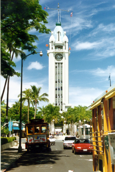 Honolulu, HI : Hilo Tower - Until 1956, this was the tallest building ...